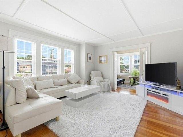 house with 7 bedroom, Lynn MA ES104850025
