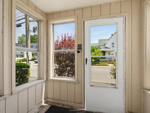 house with 7 bedroom, Manchester NH DS103849318