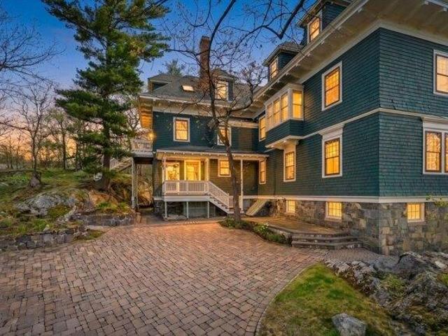 house with 7 bedroom, Malden MA DS102120965