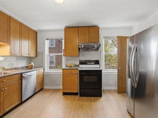 house with 7 bedroom, Malden MA ES103498694