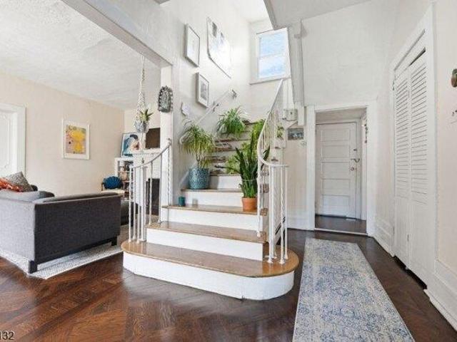 house with 7 bedroom, Maplewood NJ ES103159286
