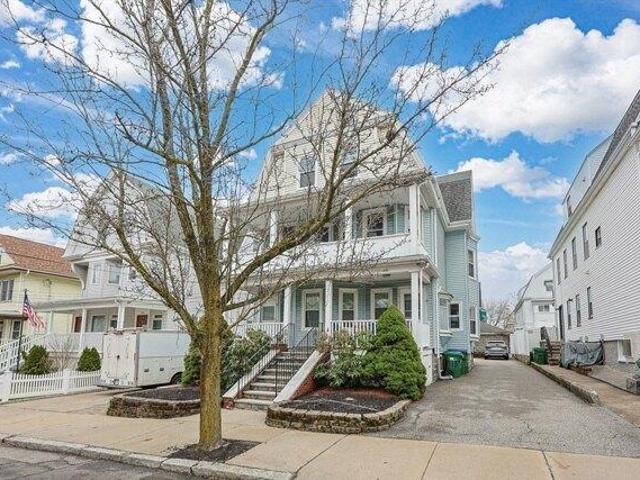 house with 7 bedroom, Medford MA DLS102215365