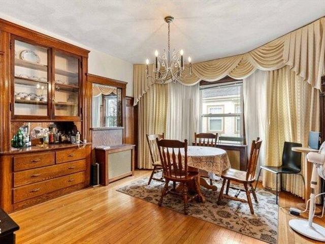 house with 7 bedroom, Medford MA ES103071437
