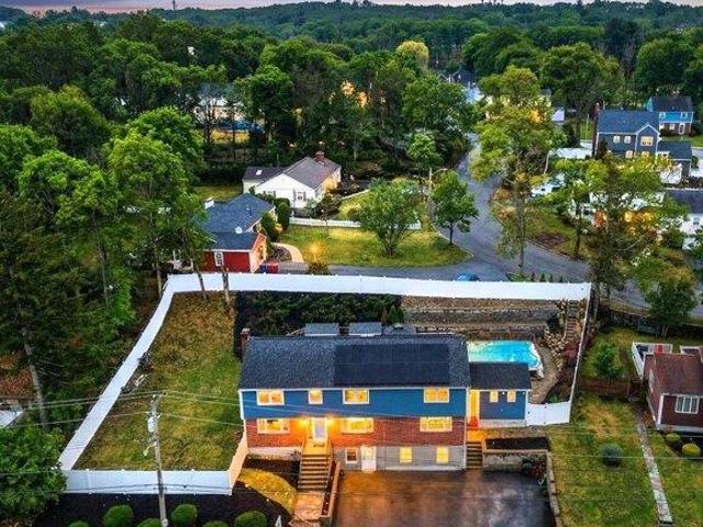 house with 7 bedroom, Melrose MA DLS102278868