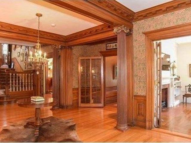 house with 7 bedroom, Melrose MA ES104481519