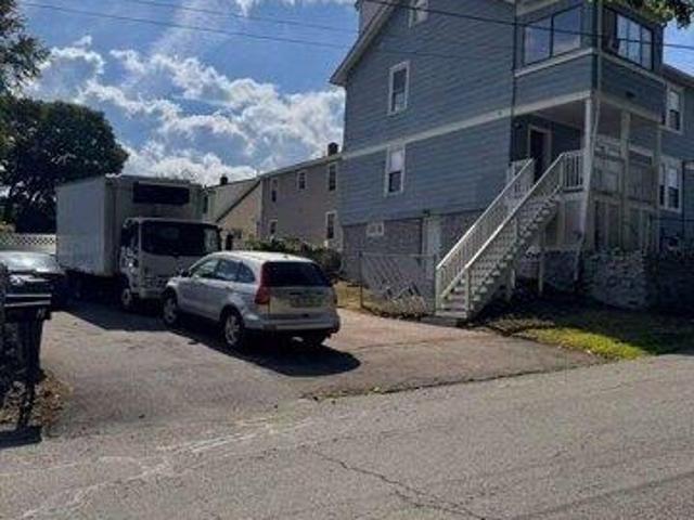 house with 7 bedroom, Methuen MA ES104193065