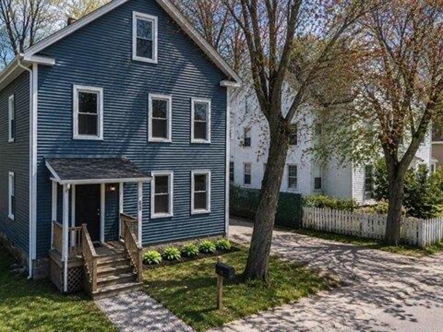 house with 7 bedroom, Middleboro MA DLS102592378