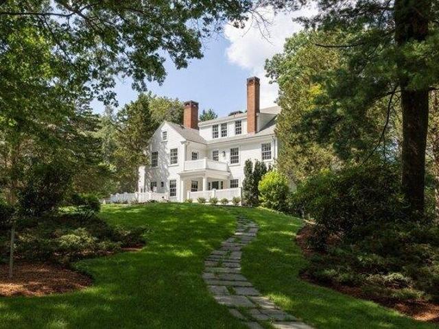 house with 7 bedroom, Milton MA DS102828136