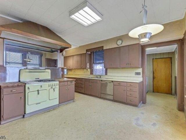 house with 7 bedroom, Montclair NJ DS104410758