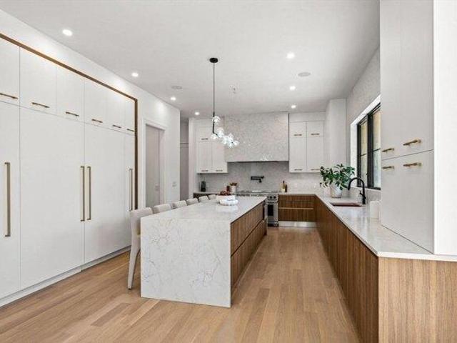 house with 7 bedroom, Newton MA ES103436485
