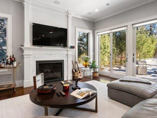 house with 7 bedroom, Newton MA ES103248696