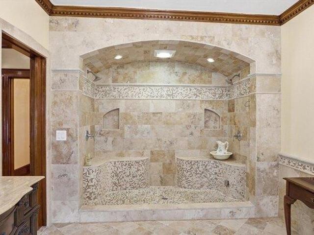 house with 7 bedroom, Newton MA ES105277989