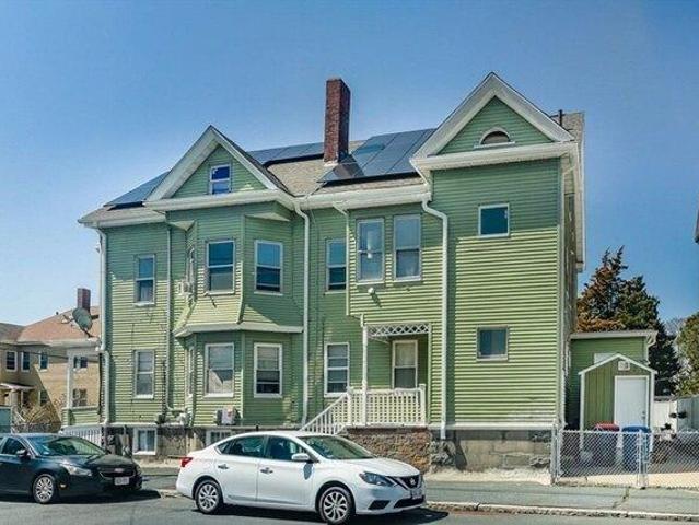 house with 7 bedroom, New Bedford MA ES103034829