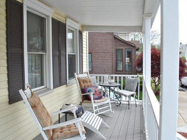house with 7 bedroom, New Bedford MA ES103433453