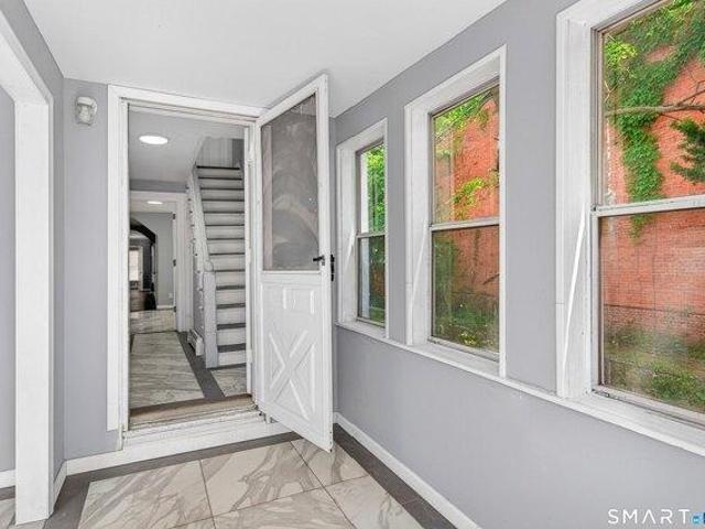 house with 7 bedroom, New Haven CT ES103125433