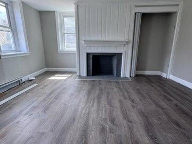house with 7 bedroom, New Haven CT ES104904773