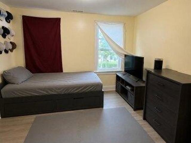 house with 7 bedroom, New Haven CT ES104075999