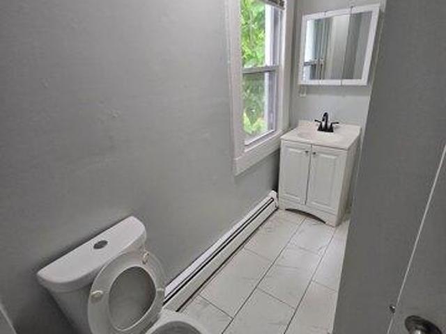 house with 7 bedroom, New Haven CT ES104235666