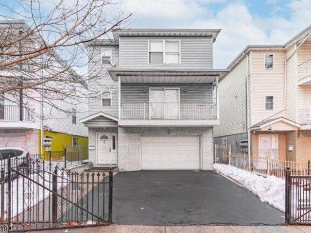 house with 7 bedroom, Newark NJ DLS102212874