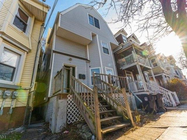 house with 7 bedroom, Newark NJ DS102279655