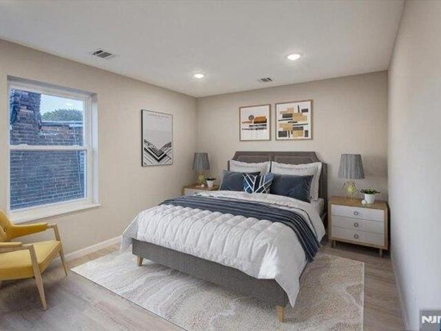 house with 7 bedroom, Newark NJ ES104606007