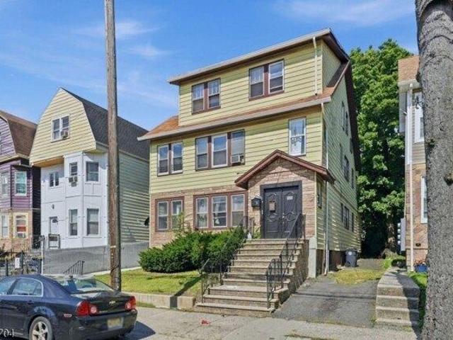 house with 7 bedroom, Newark NJ ES104849096