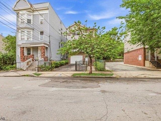 house with 7 bedroom, Newark NJ ES105125987