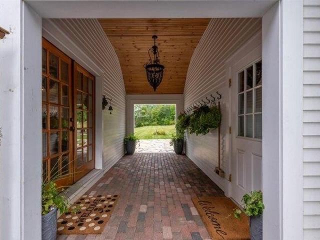house with 7 bedroom, Newport NH ES104542029