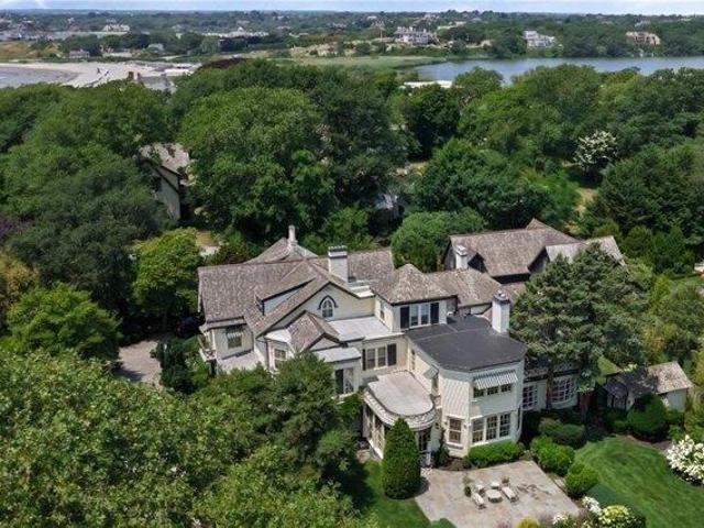 house with 7 bedroom, Newport RI DS104191123