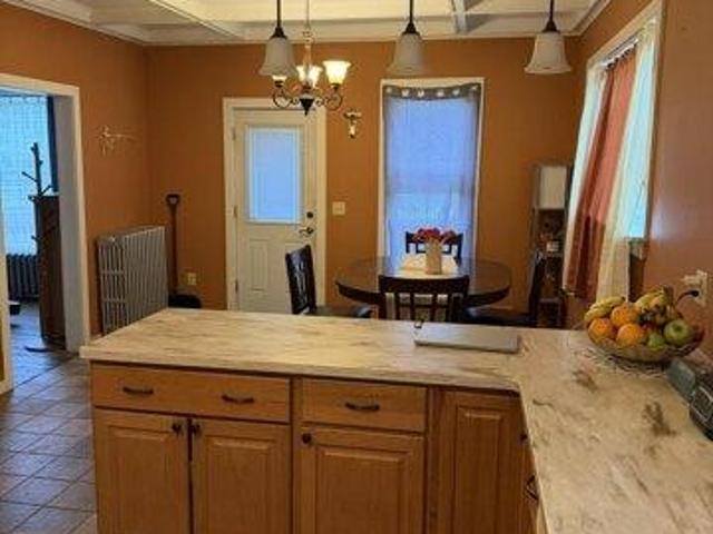 house with 7 bedroom, North Adams MA DLS103074930