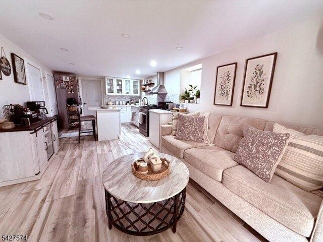house with 7 bedroom, North Bergen NJ DS102475664