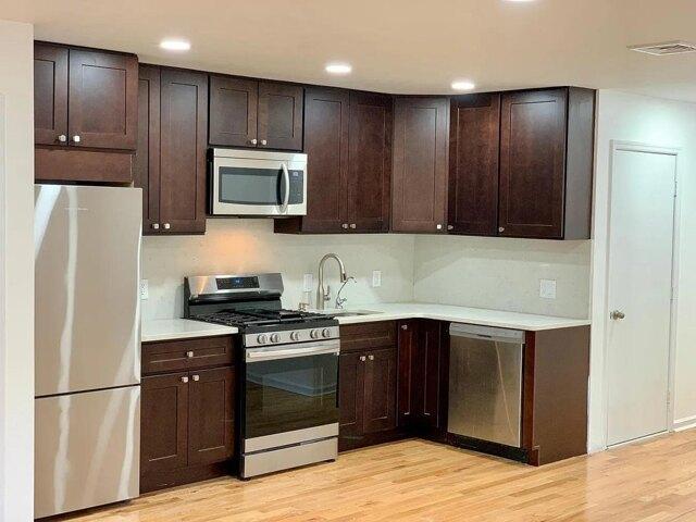 house with 7 bedroom, North Bergen NJ ES105202752