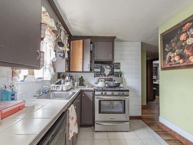 house with 7 bedroom, Norwood MA DS104010232