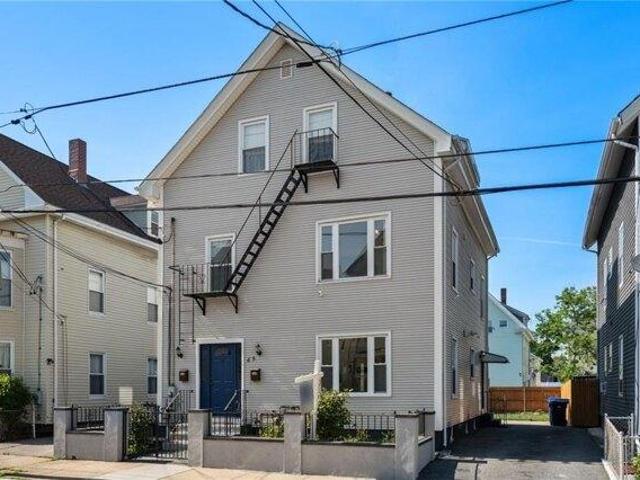 house with 7 bedroom, Pawtucket RI DS103250182