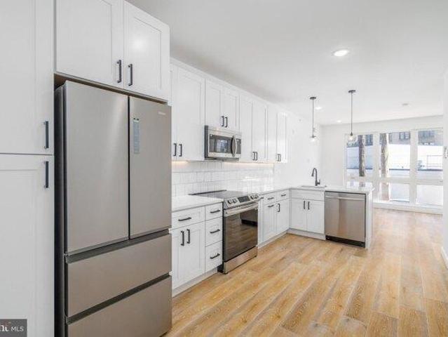 house with 7 bedroom, Philadelphia PA DS88392001