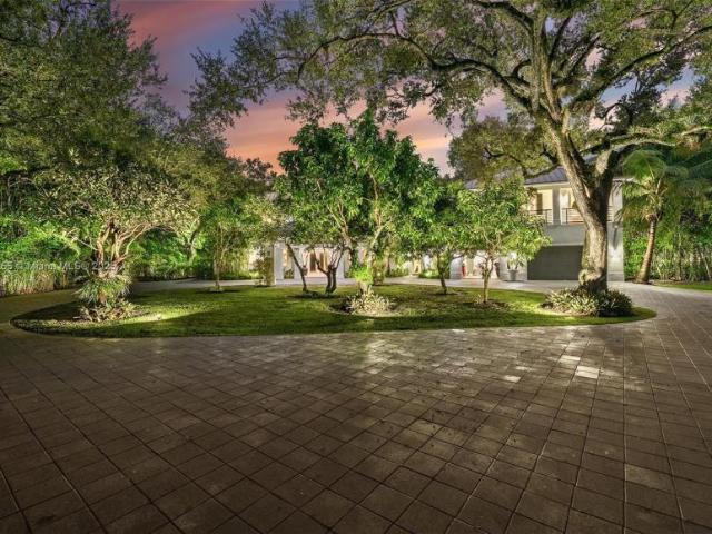 house with 7 bedroom, Pinecrest Fl FL DS100902263