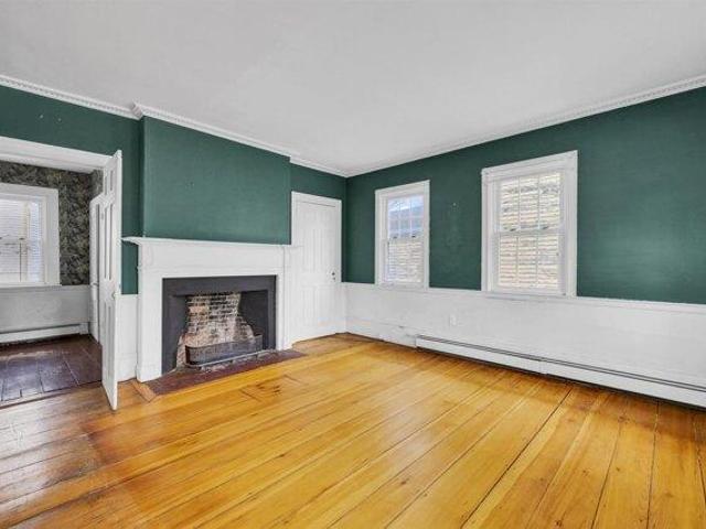 house with 7 bedroom, Portsmouth NH ES105172981