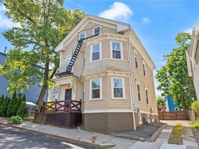 house with 7 bedroom, Providence RI DLS102585313