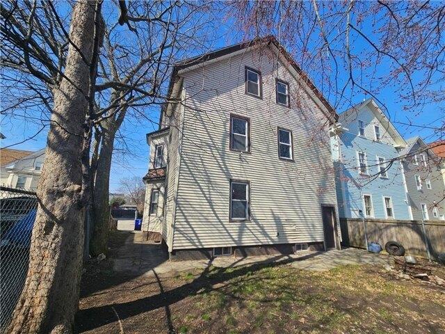 house with 7 bedroom, Providence RI DS102592152