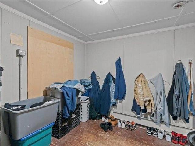 house with 7 bedroom, Providence RI ES104042773