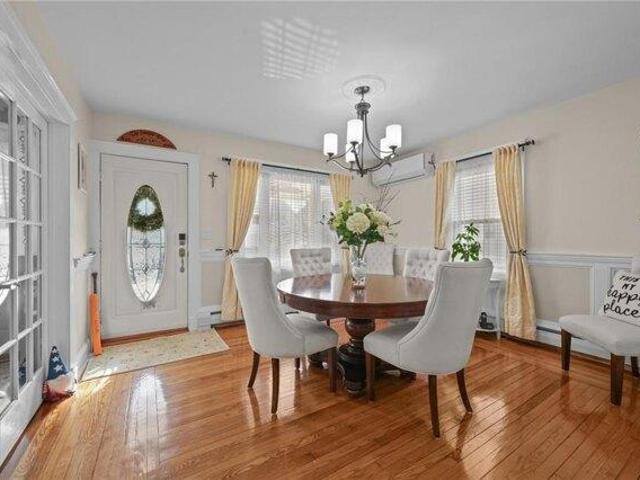 house with 7 bedroom, Providence RI ES105156569