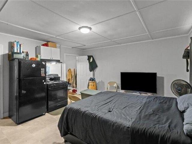 house with 7 bedroom, Providence RI ES103019283