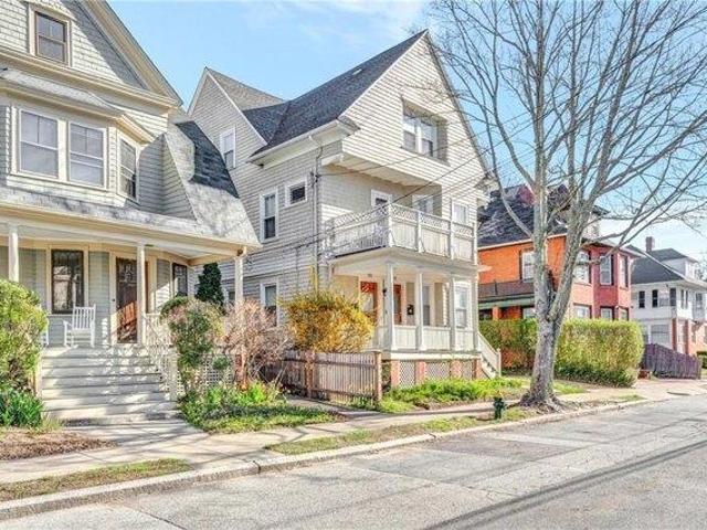 house with 7 bedroom, Providence RI ES103035607