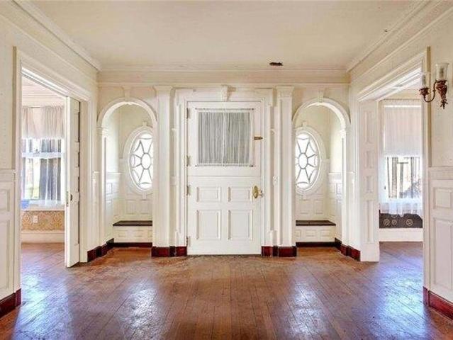 house with 7 bedroom, Providence RI ES103070351