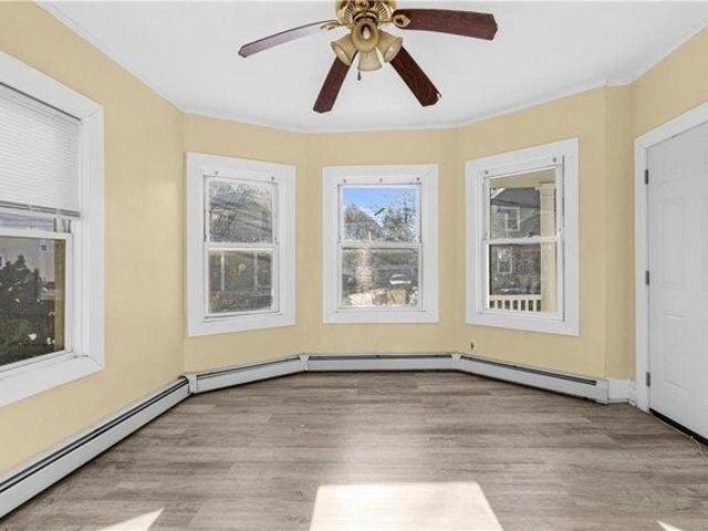 house with 7 bedroom, Providence RI ES103223851