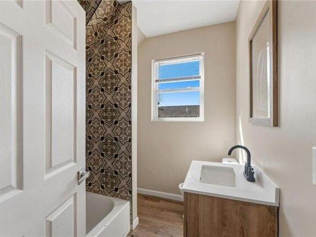house with 7 bedroom, Providence RI ES103886874