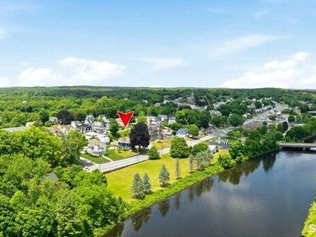 house with 7 bedroom, Putnam CT DS104149533