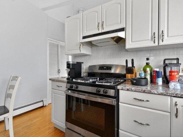 house with 7 bedroom, Revere MA DS102959731