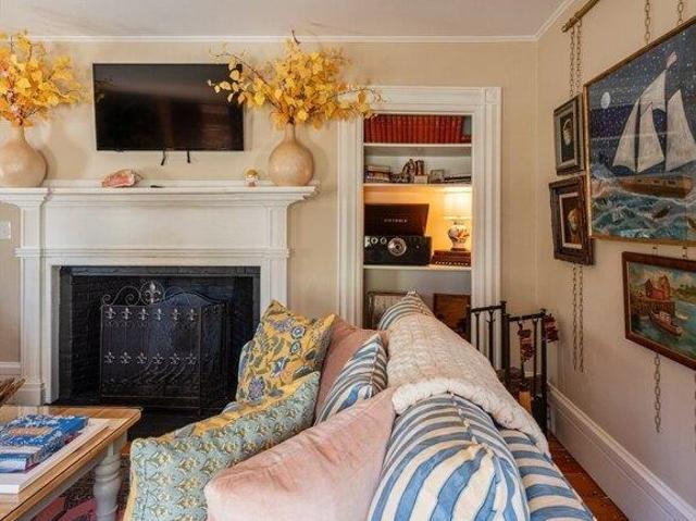 house with 7 bedroom, Rockport MA ES105060287