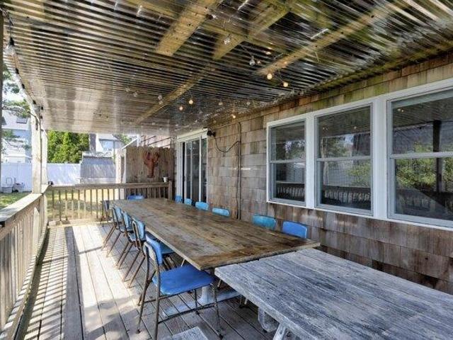 house with 7 bedroom, Saco ME ES105093615
